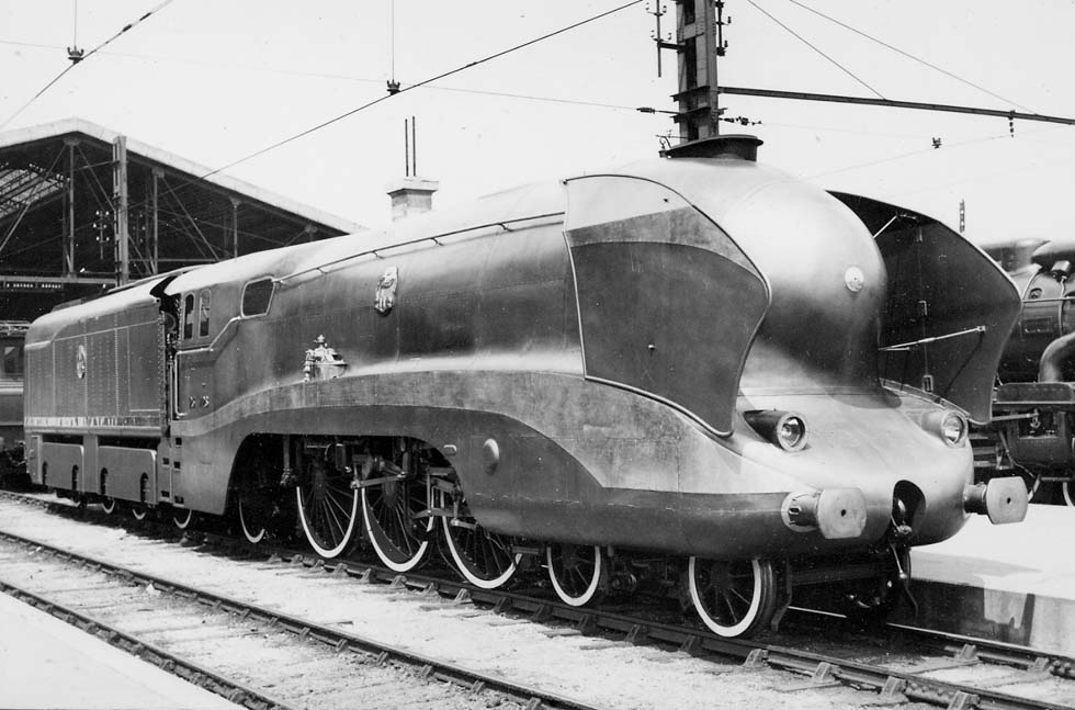 Stream liners. - The guild of equestrian railroaders - Fimfiction